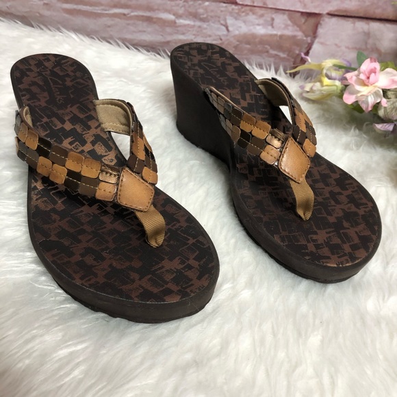 Clarks | Shoes | Clarks Slipon Sandals Size 9 | Poshmark